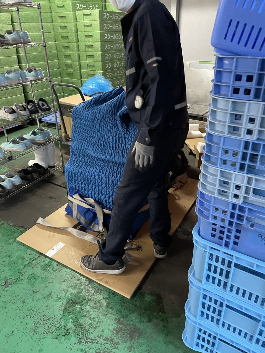 神奈川県の給食製造販売工場にてSHARP BP-50C65 カラー複合機納品完了！ | syshan株式会社