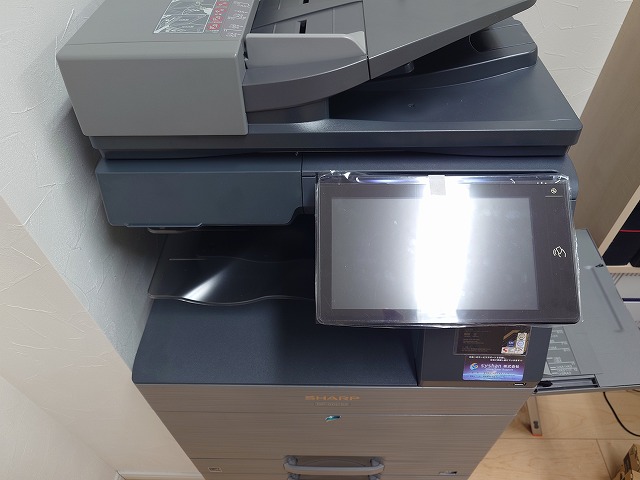 syshan城南オフィスより発信！！埼玉県さいたま市の内装業者様にsharp複合機BP-50C55納品！！ | syshan株式会社